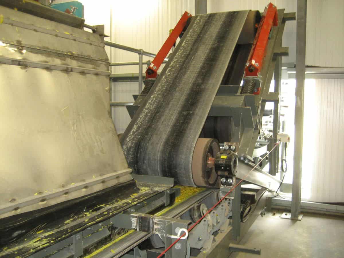 Conventional & Overland Conveyors | DSI Sandwich Belt High Angle Conveyors